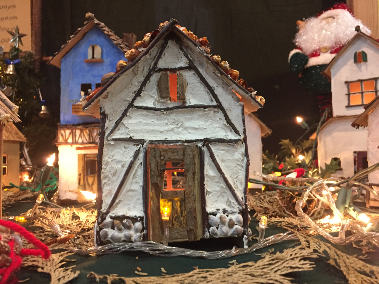 森の小さな家づくり ～大人のためのミニチュアダンボールハウスづくり～/DanballHouse by PandA - じゃらん遊び体験